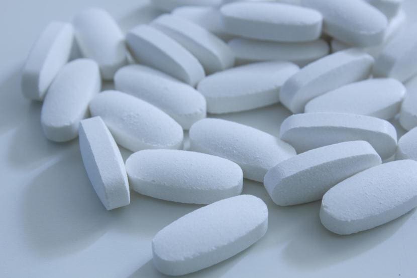 Bactrim DS: Proper Usage, Side Effects, Precautions & Complications